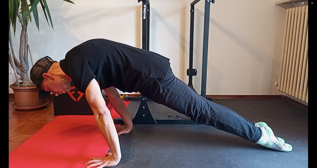 planche lean to tuck planche - Umberto Miletto Il Personal Trainer